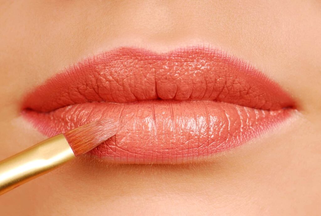 El Arte del Maquillaje: Secretos de Labios Irresistibles - Carmen Puig ...